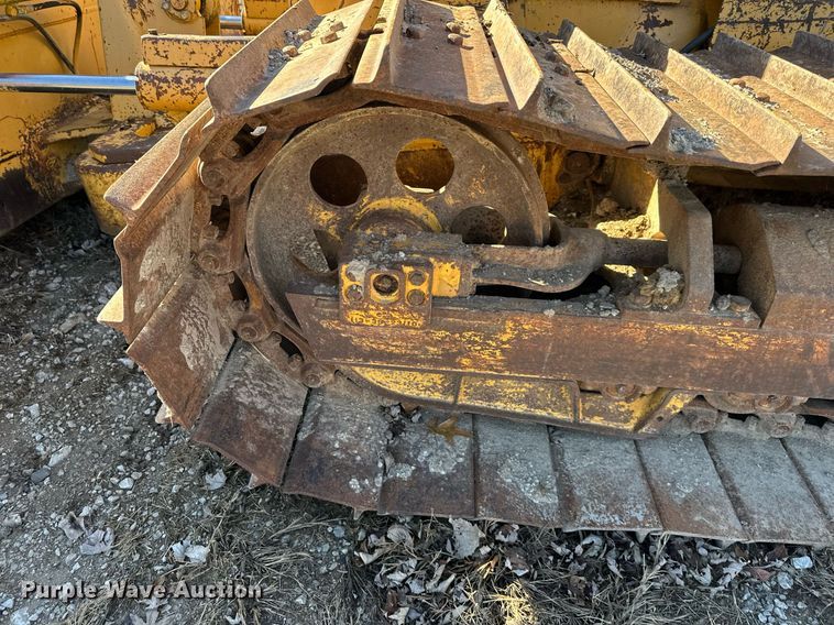 1997 Komatsu D37P-5 dozer in Smithville, MO | Item DS3243 for sale ...