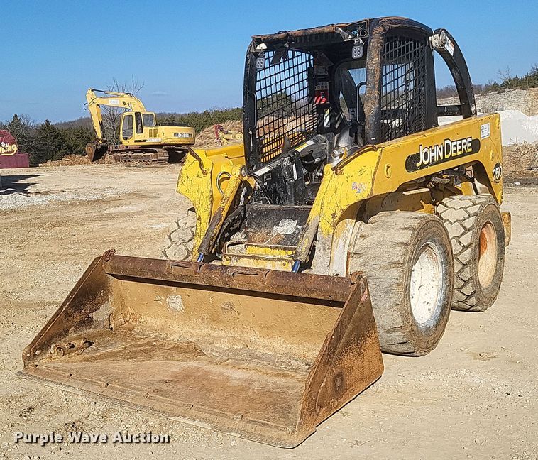 John Deere 250 skid steer loader in Cadet, MO | Item DS5149 for sale ...
