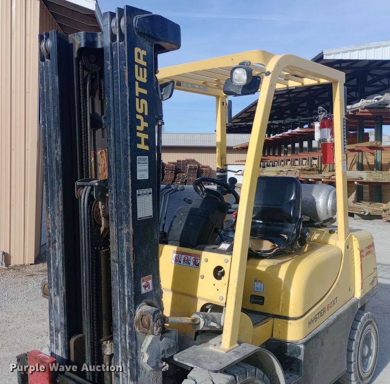 2019 Hyster H60XT forklift in Wellington, KS | Item DW0939 for sale ...