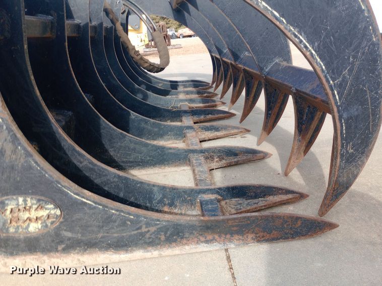 M&M Hydra Rake skid steer grapple bucket in Geuda Springs, KS | Item ...