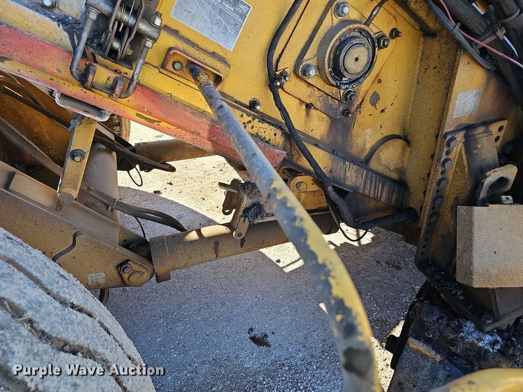 Weiler E2850 remixing transfer vehicle in Ozark, MO | Item OJ9141 sold ...