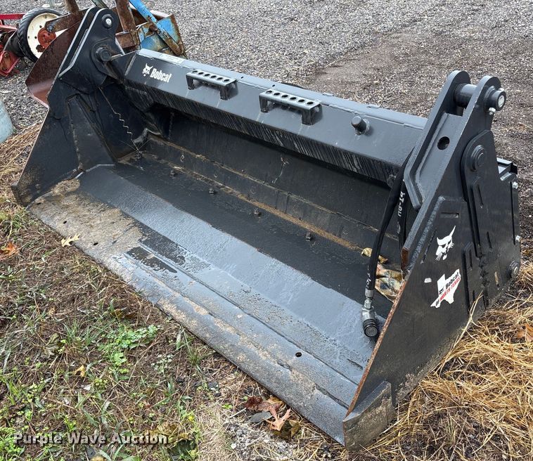 2022 Bobcat Combo Bkt 74 72" W skid steer four-in-one bucket in ...