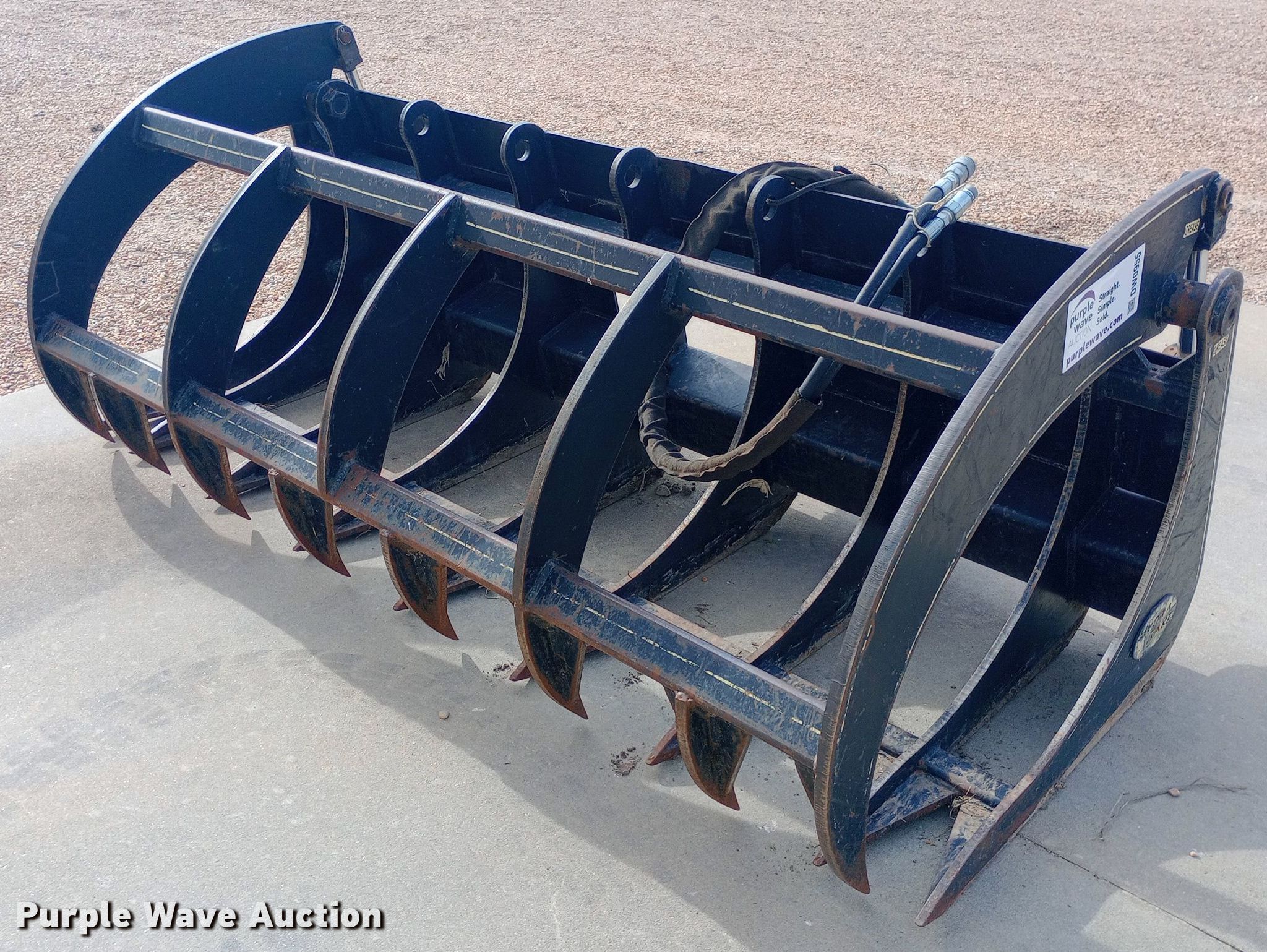 M&M Hydra Rake skid steer grapple bucket in Geuda Springs, KS | Item ...