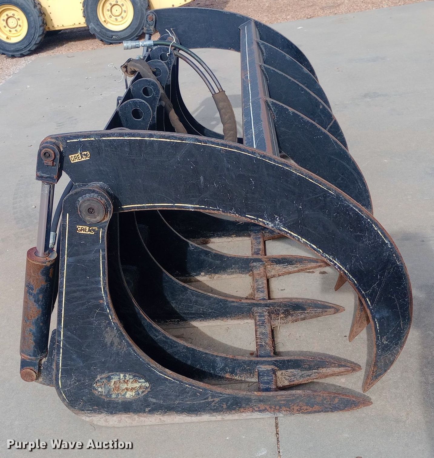 M&M Hydra Rake skid steer grapple bucket in Geuda Springs, KS | Item ...