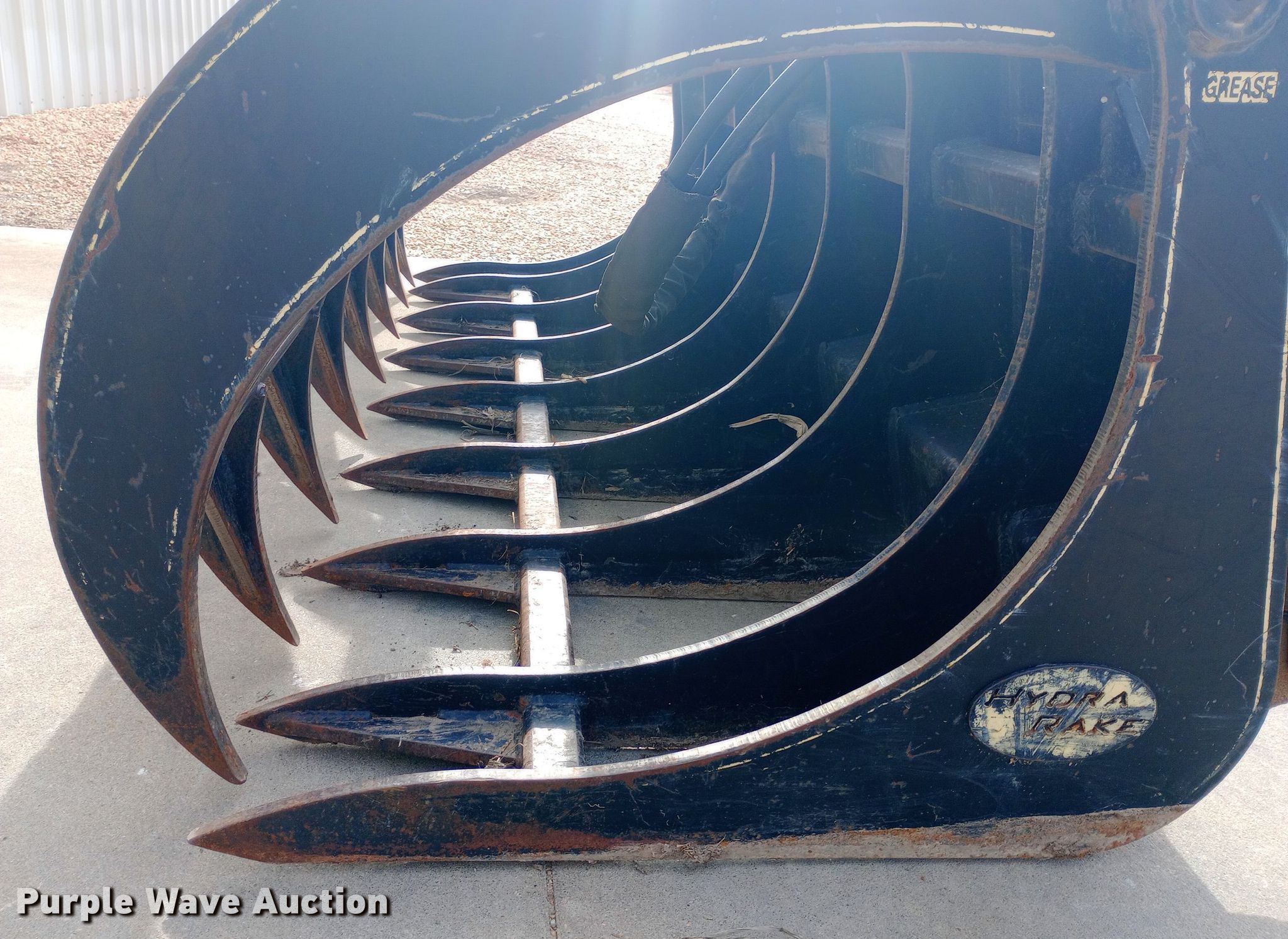 M&M Hydra Rake skid steer grapple bucket in Geuda Springs, KS | Item ...