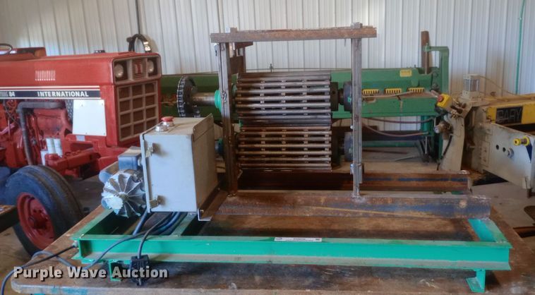 Landscape edging machine in Forsyth, MO | Item EN8638 for sale | Purple ...