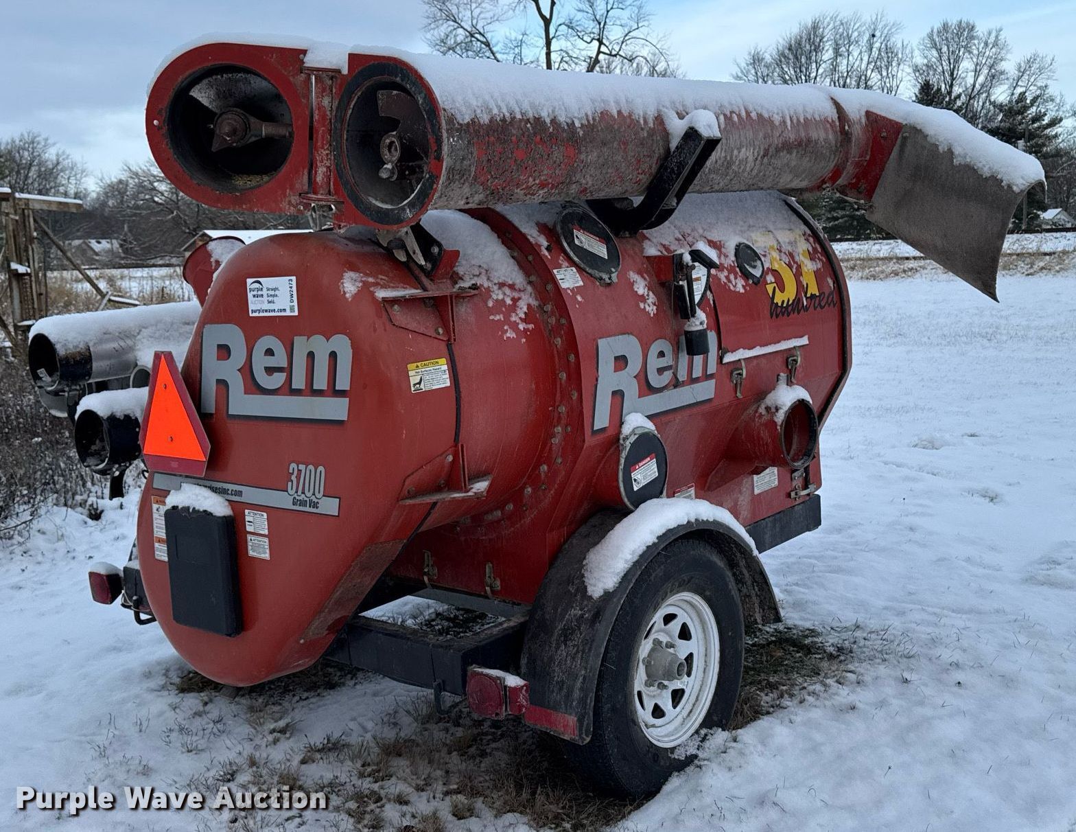 Rem Enterprise 3700 grain vacuum in Frankfort, IN | Item DW2473 sold ...