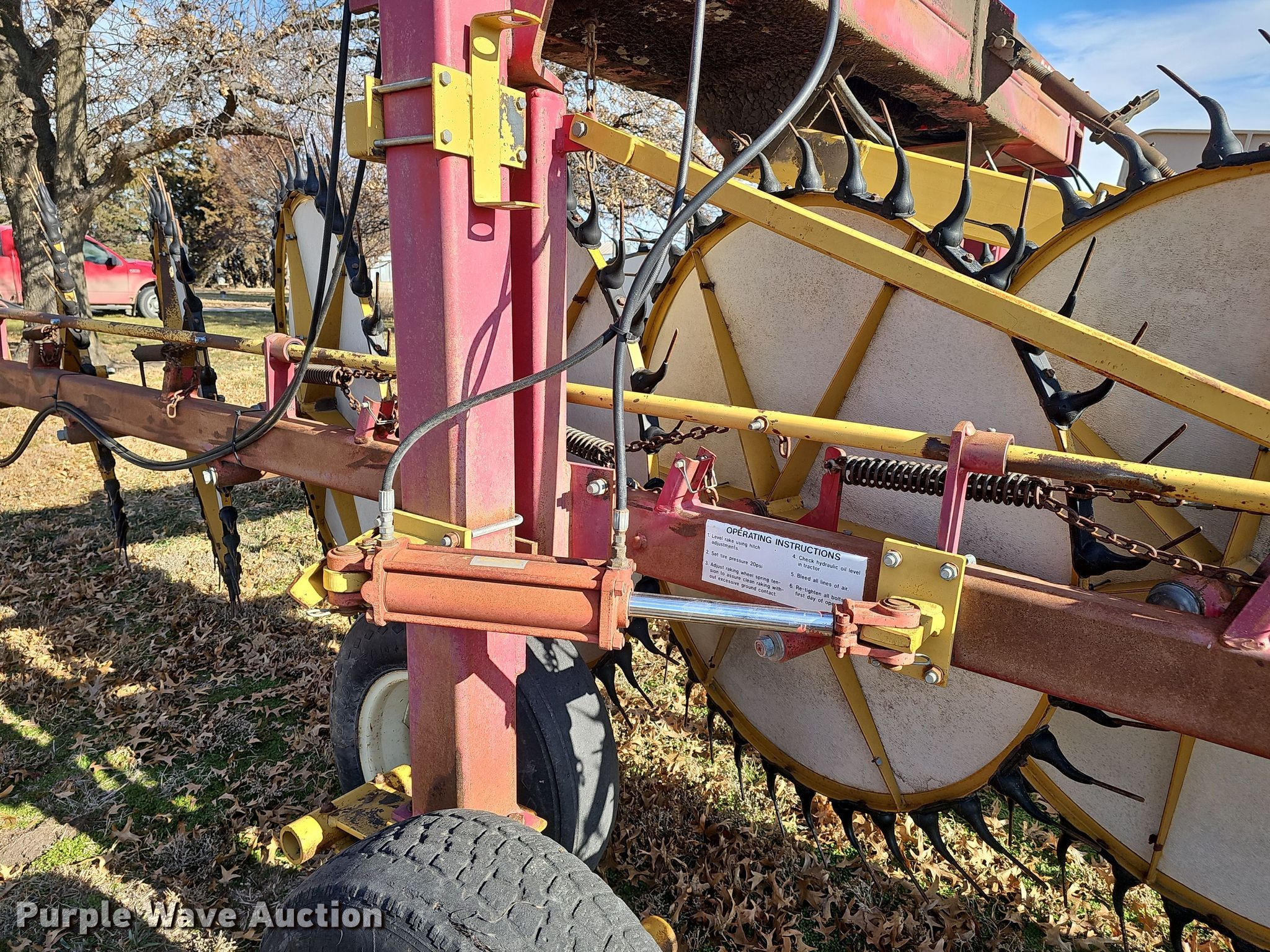 Darf FD Series 917 hay rake in Bruning, NE | Item DW3013 sold | Purple Wave