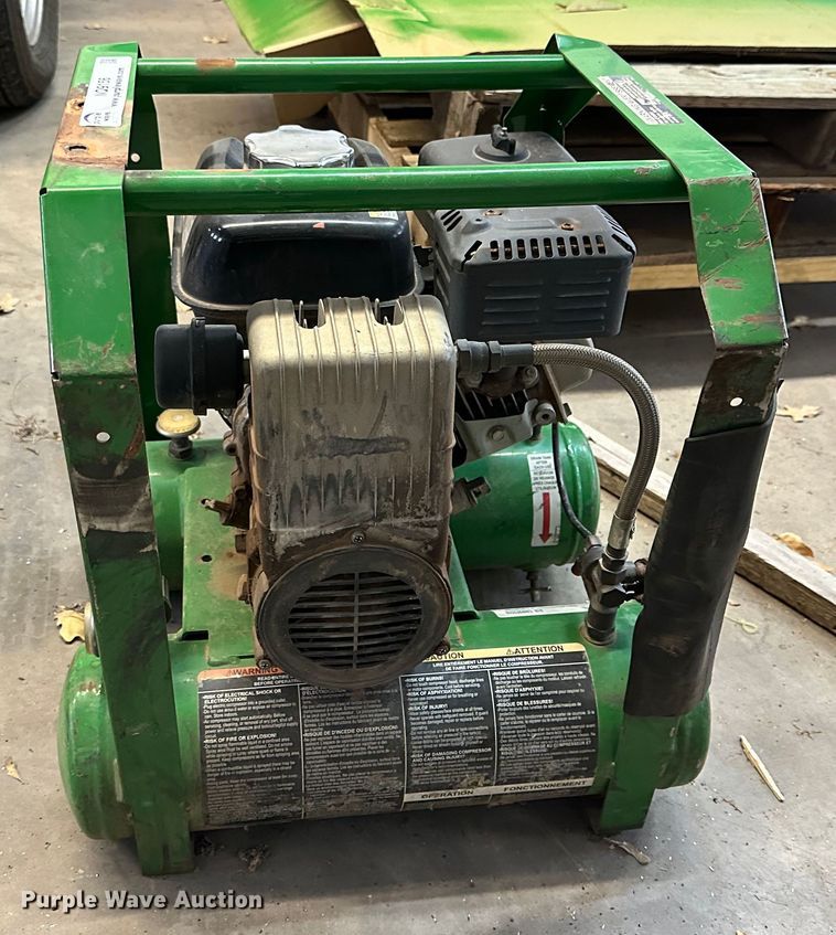 John Deere AC1-5GH air compressor in Lawton, OK | Item NQ9156 for sale ...