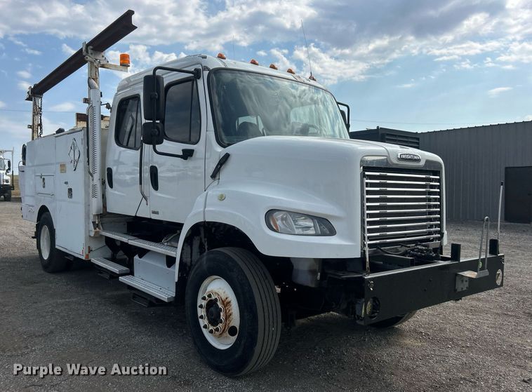 2012 Freightliner Business Class M2 Crew Cab utility / service truck in ...