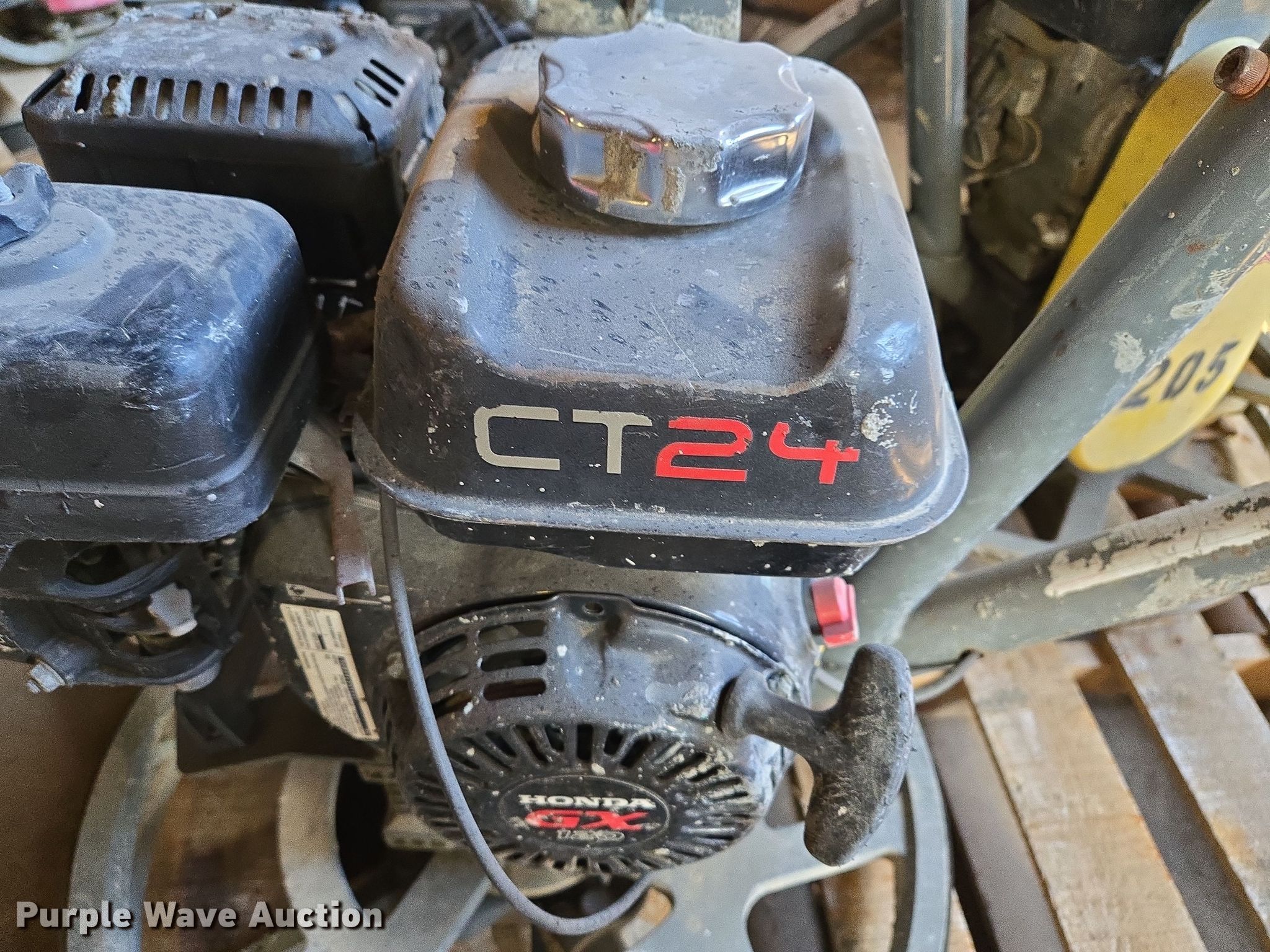 (3) Wacker Neuson CT24-4A power trowels in Kansas City, MO | Item ...
