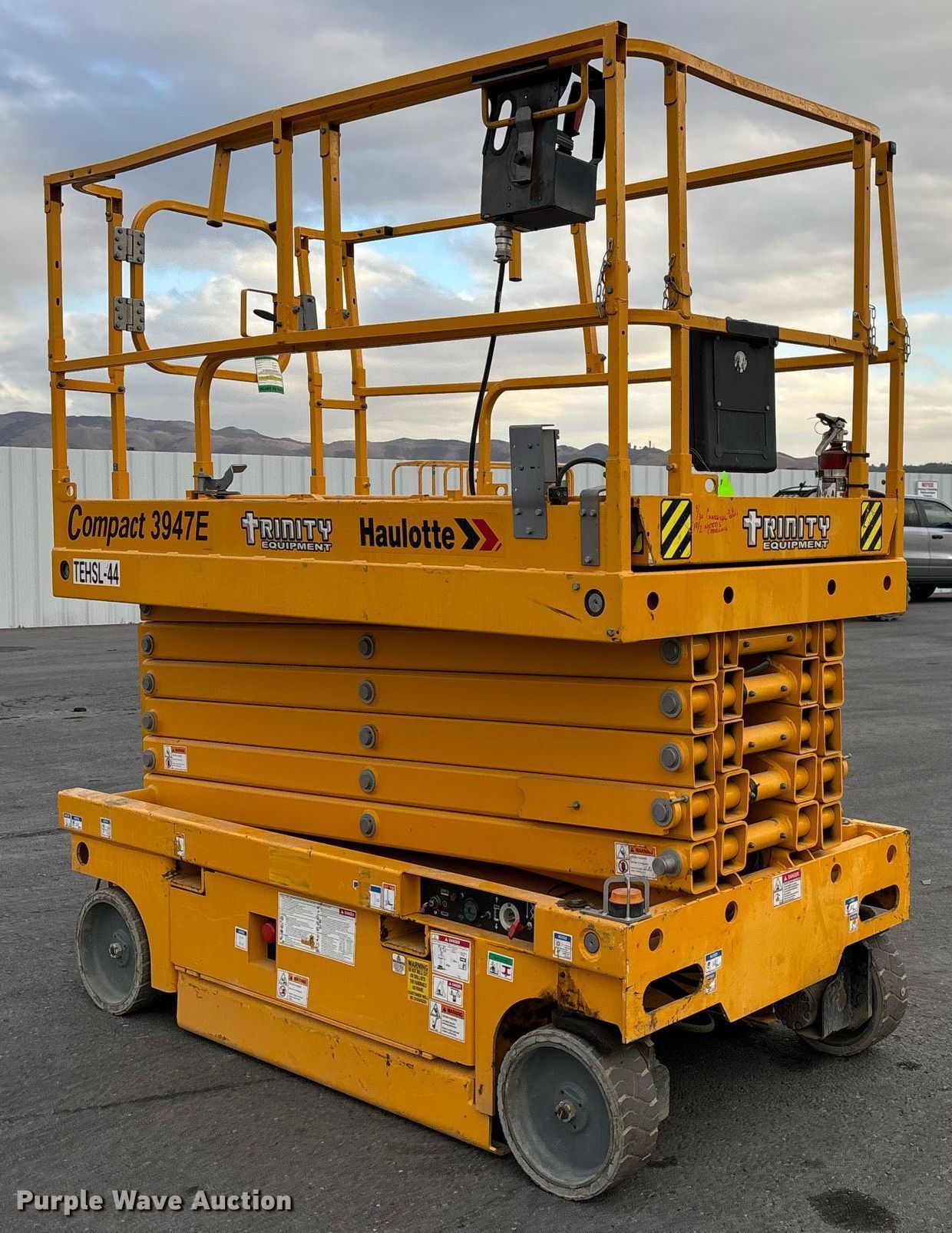 2018 Haulotte 3947 E scissor lift in Mentone, CA | Item YA0178 sold | Purple Wave