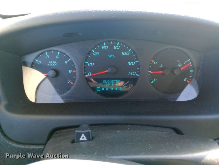 2009 Chevrolet Impala LS in Rose Hill, KS | Item EO0532 sold | Purple Wave