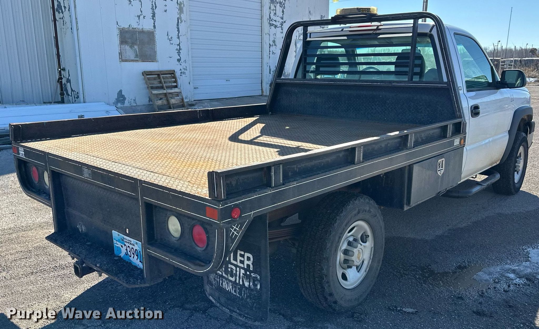 2003 Chevrolet Silverado 2500HD flatbed pickup truck in Woodward, OK ...