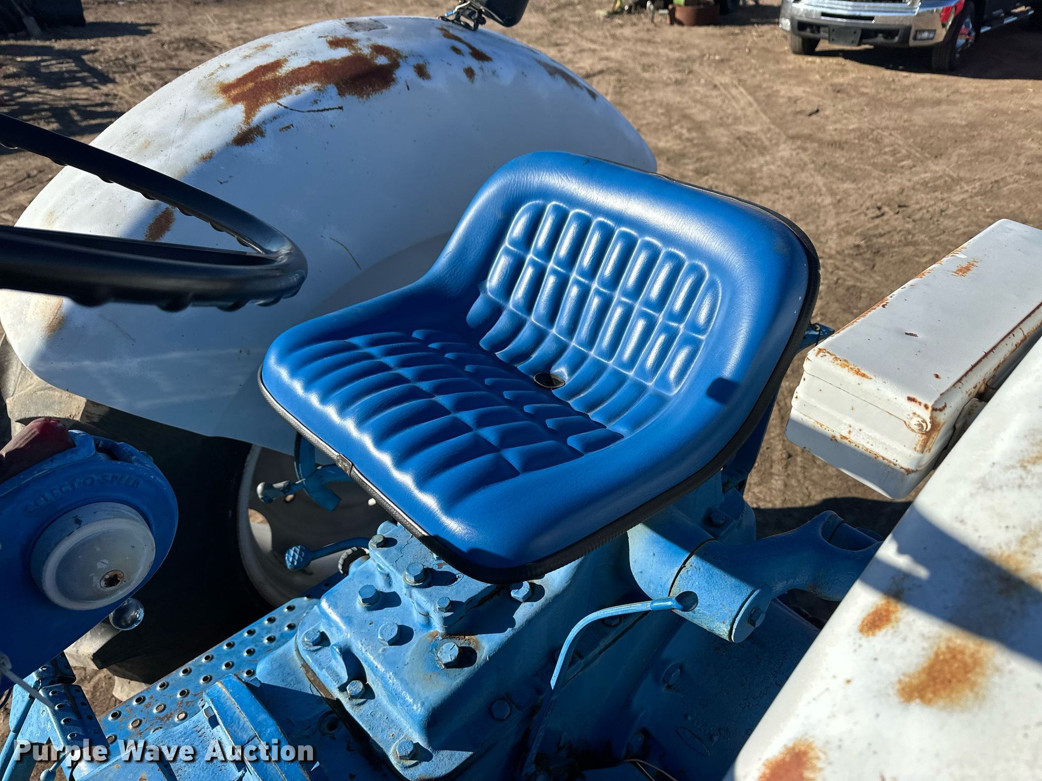 1966 Ford 5000 tractor in Plains, KS | Item ER8693 sold | Purple Wave