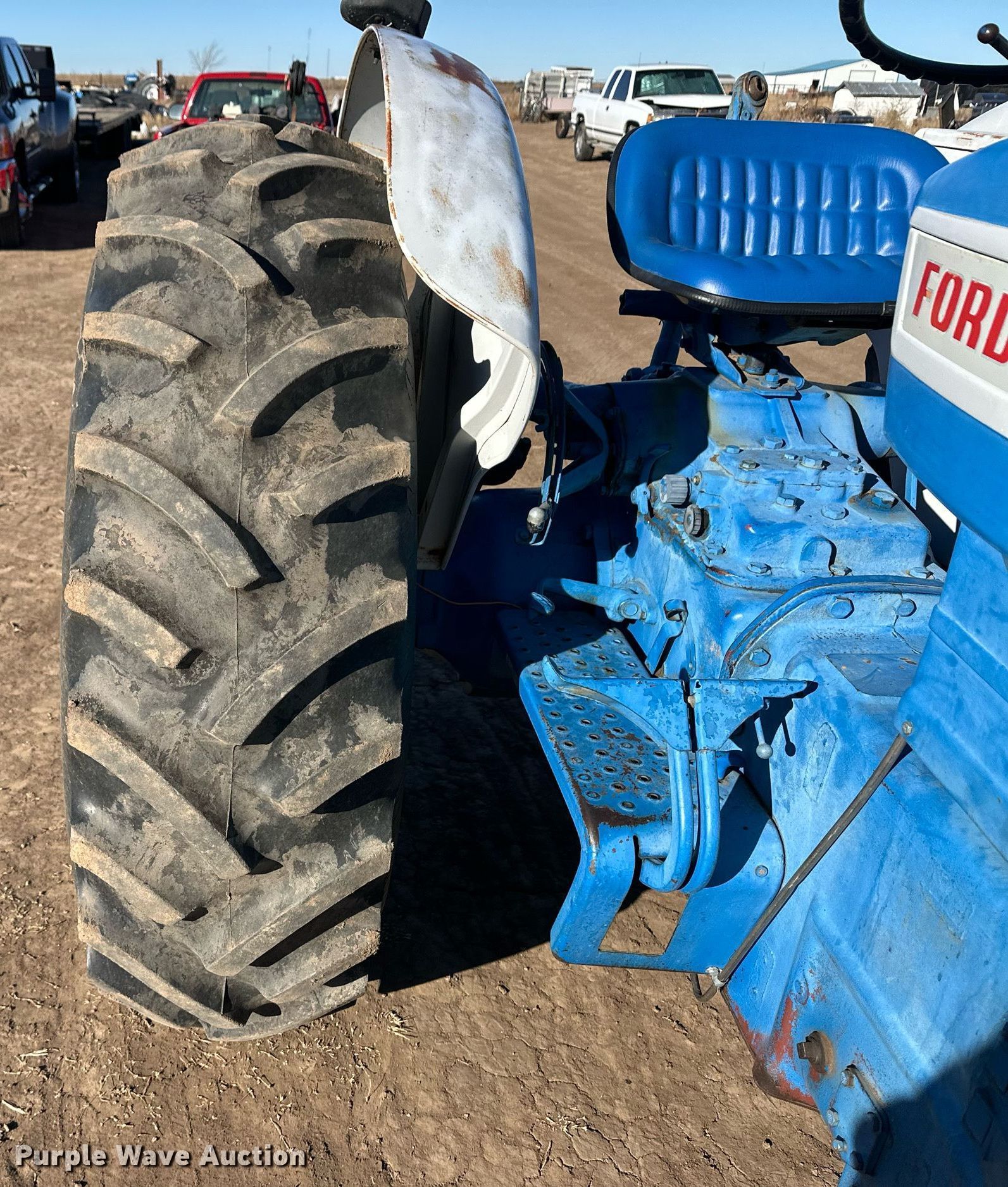 1966 Ford 5000 tractor in Plains, KS | Item ER8693 sold | Purple Wave