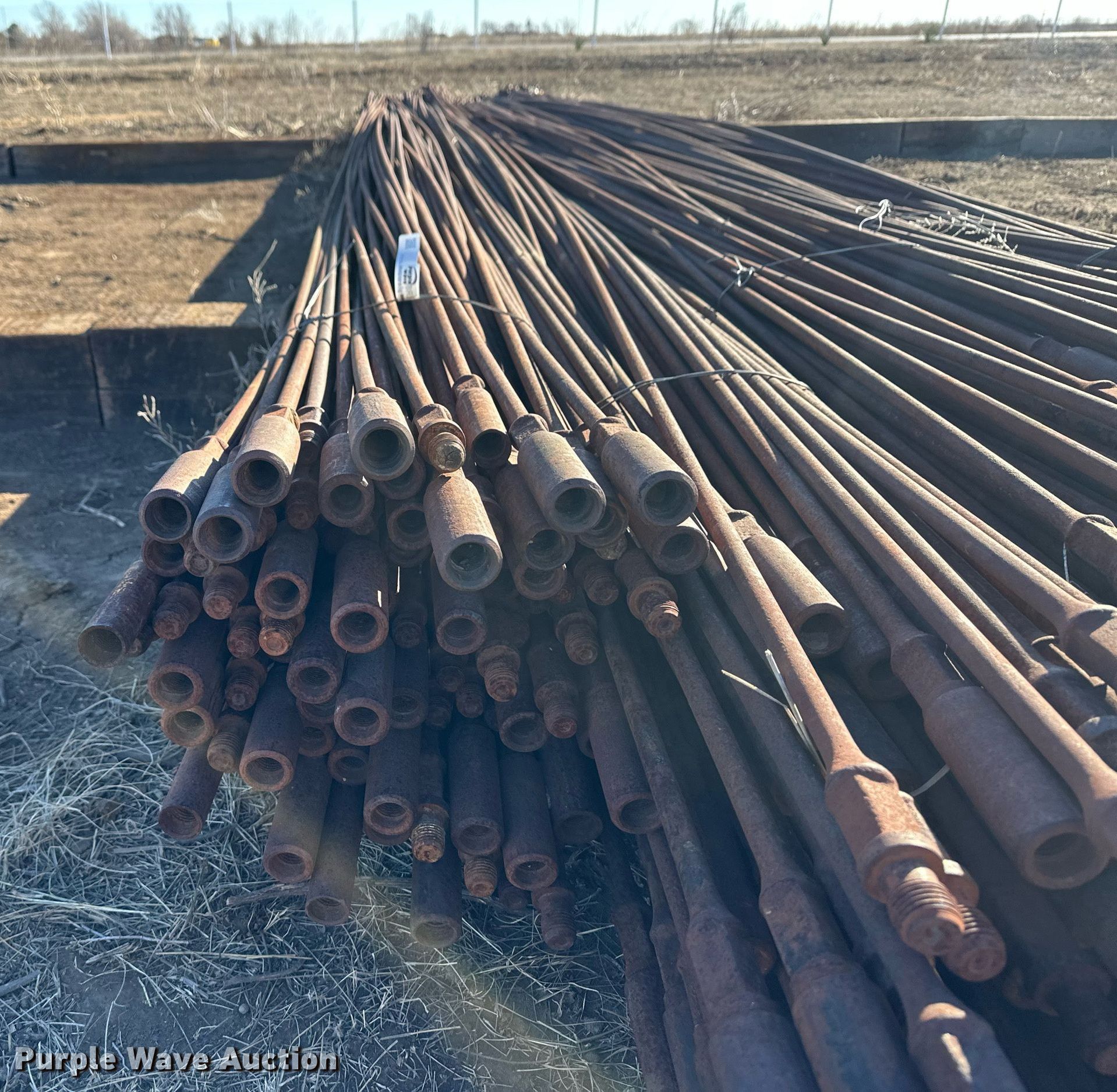 (100) joints of 5/8" diameter x 25' L sucker rods in Plains, KS | Item ...