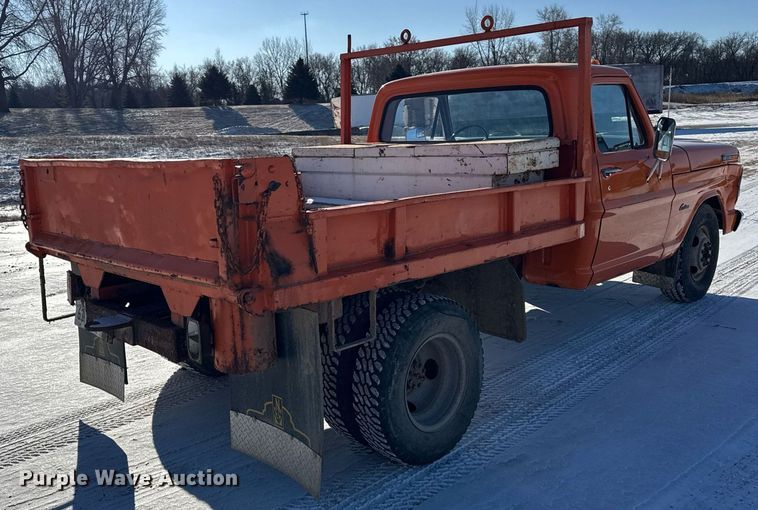 1971 Ford F350 Custom flatbed pickup truck in Harvard, IL | Item DH9757 ...
