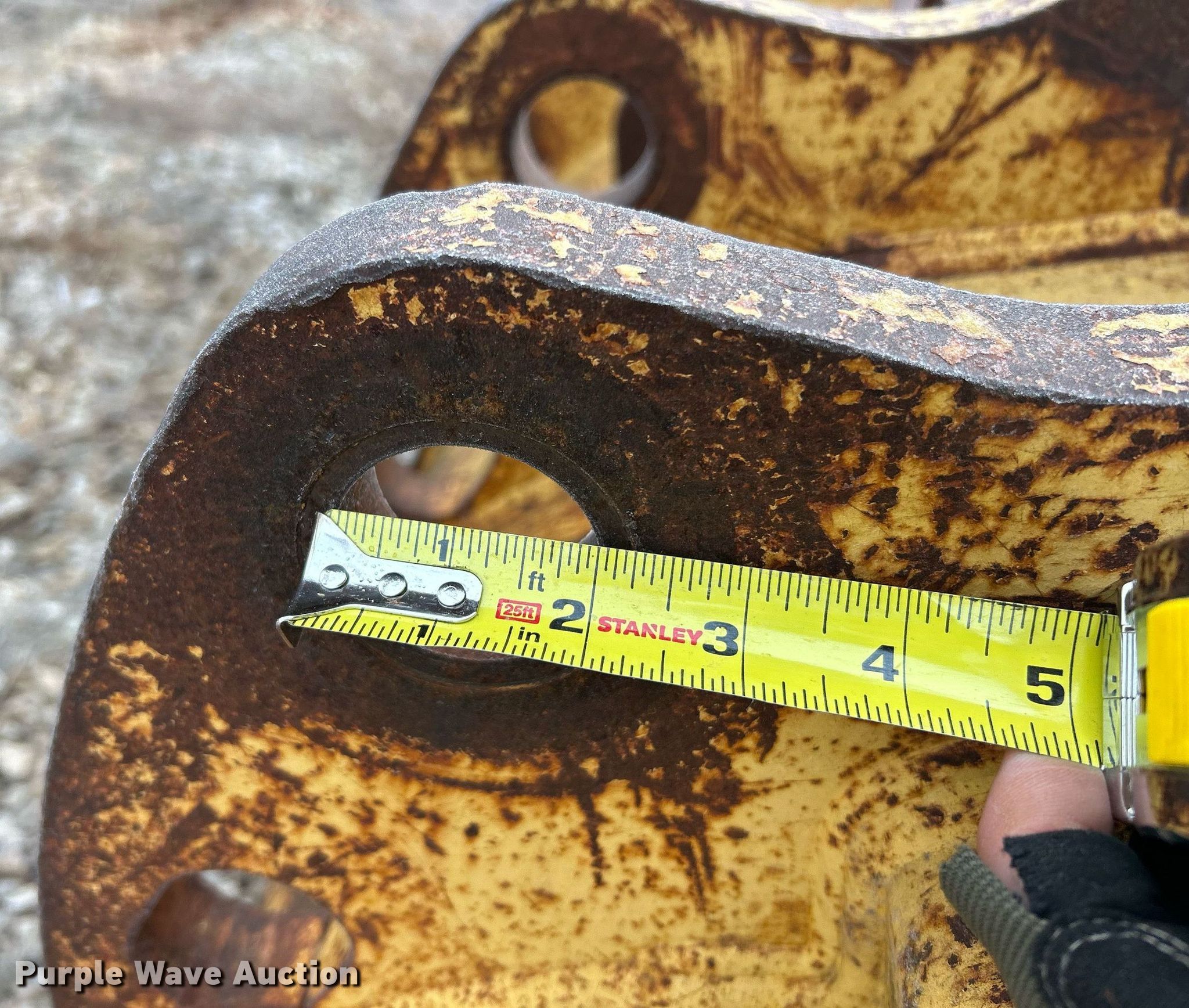 (4) John Deere 25" W excavator buckets in Nixa, MO | Item EK2529 for ...