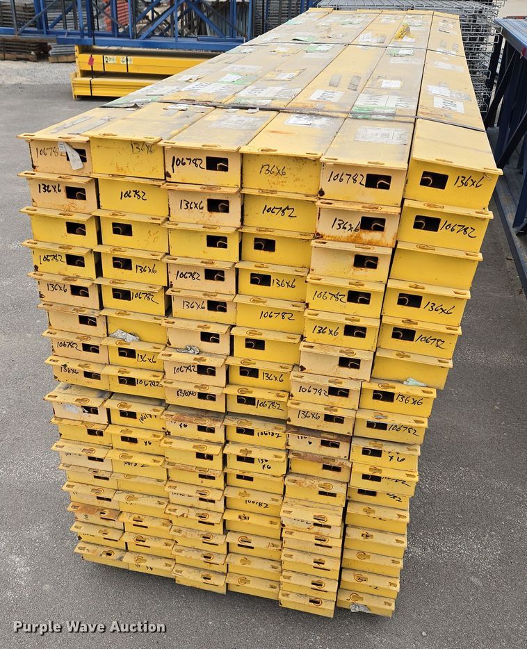 T-Bolt pallet racking in Kansas City, MO | Item EQ3969 for sale ...