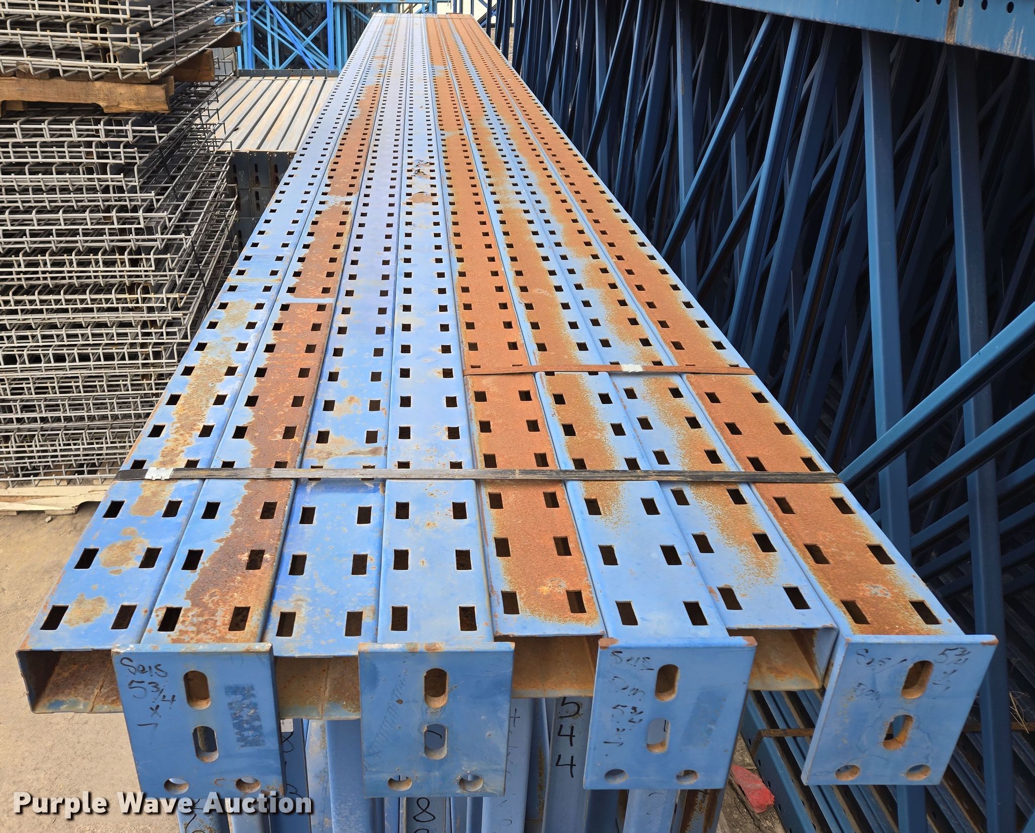T-Bolt pallet racking in Kansas City, MO | Item EQ3971 sold | Purple Wave
