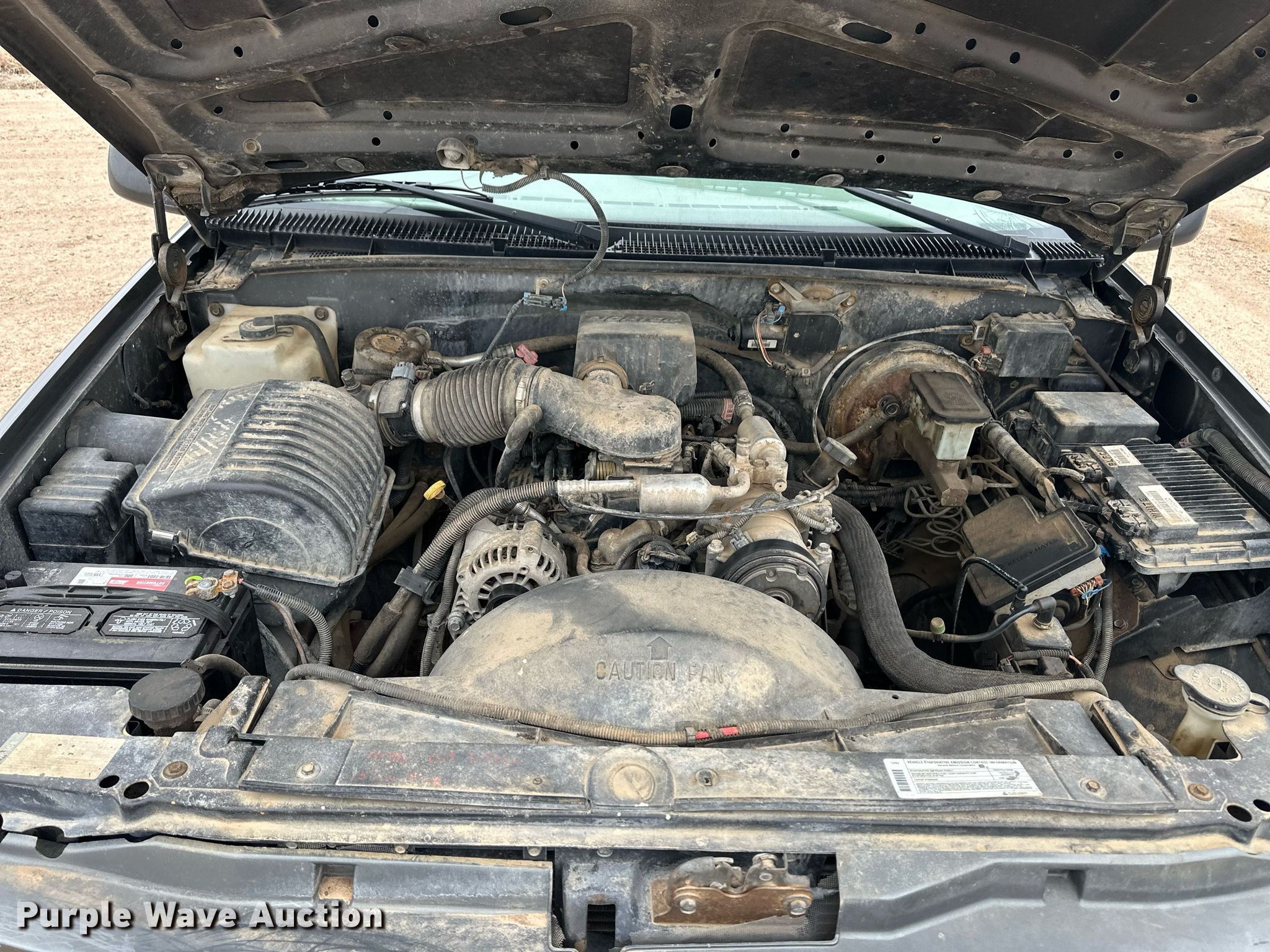 1999 GMC Sierra 2500 pickup truck in Holcomb, KS | Item ER8806 for sale ...