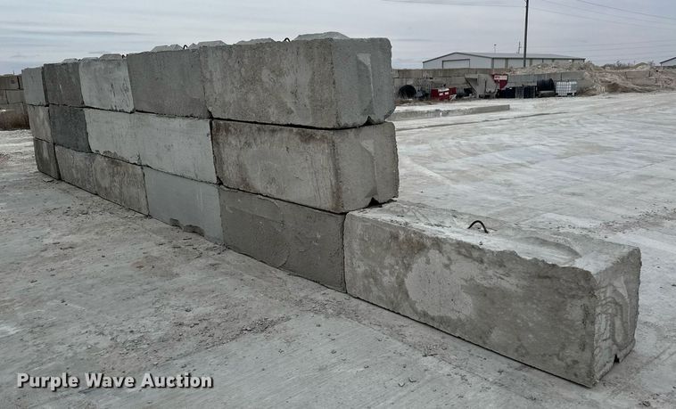 (16) concrete edge bunker blocks in Hesston, KS | Item EQ1039 sold | Purple Wave