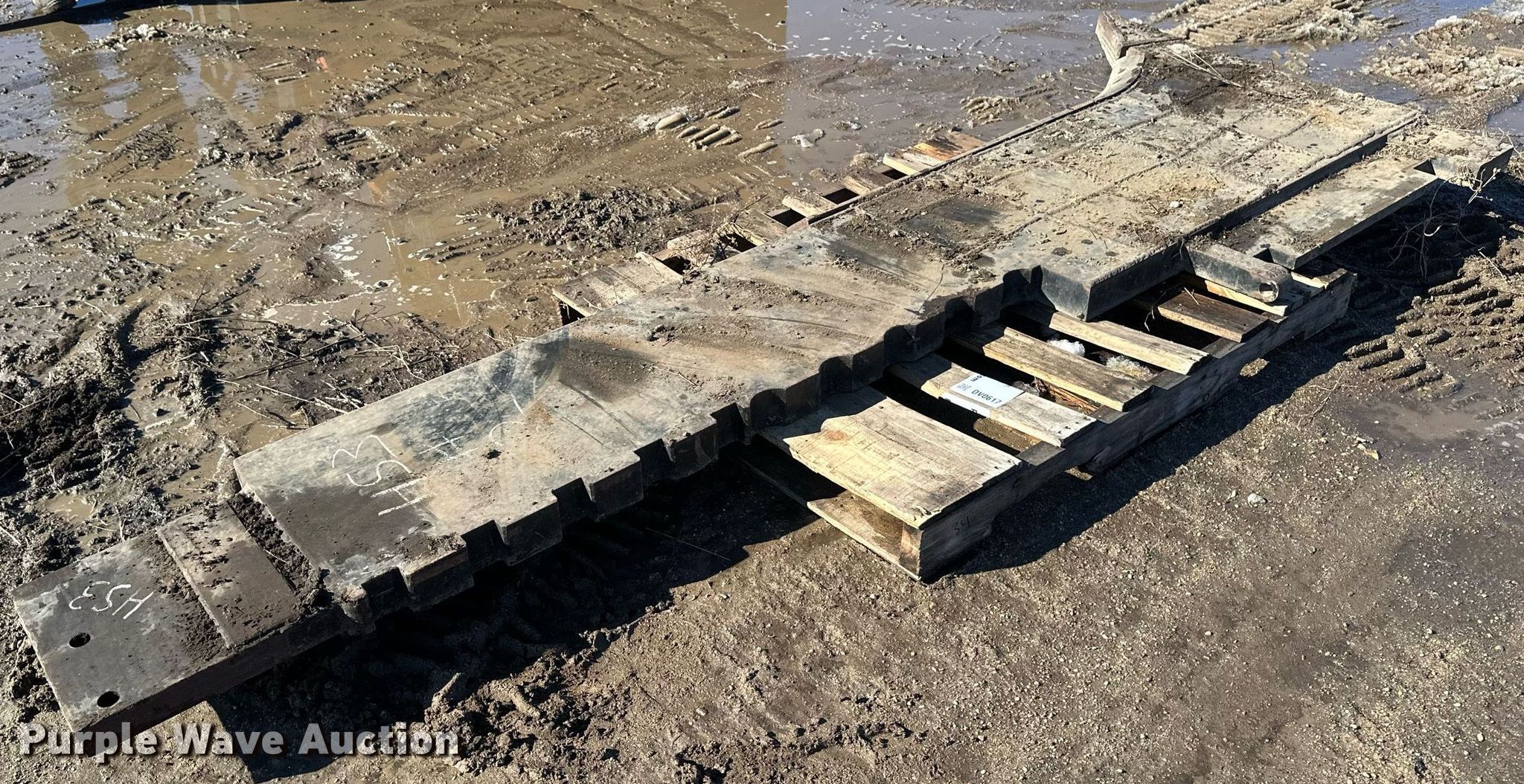 Bron HS3 cable plow blade in Perham, MN | Item DV0617 for sale | Purple ...