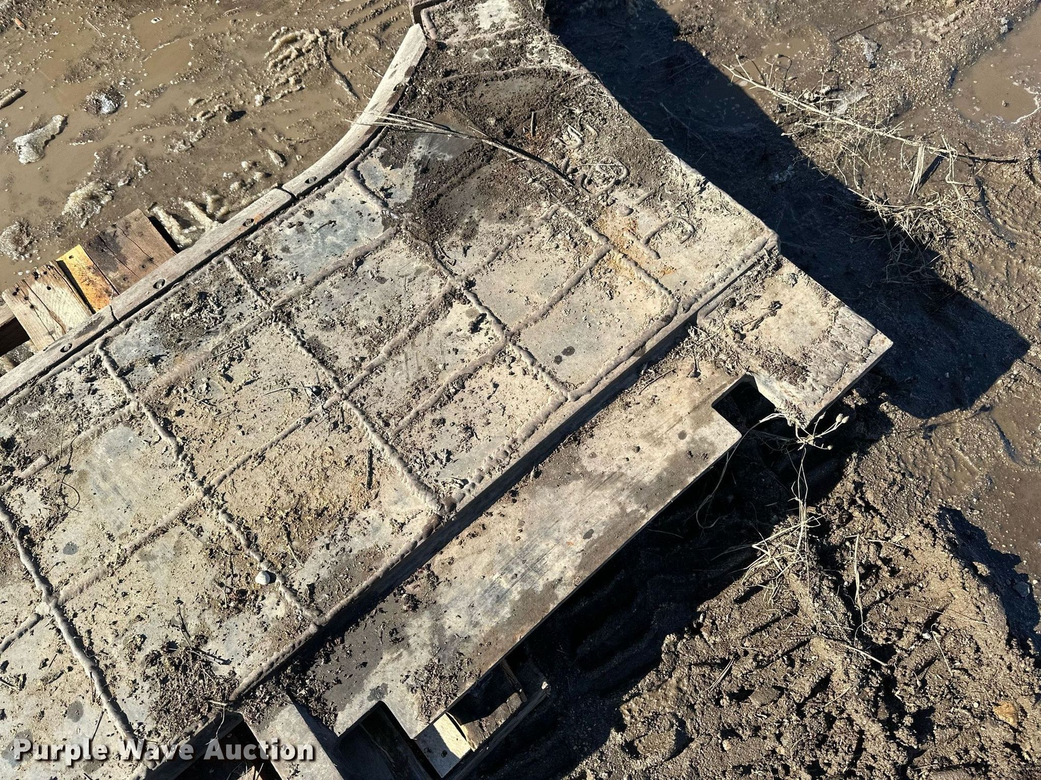 Bron HS3 cable plow blade in Perham, MN | Item DV0617 for sale | Purple ...