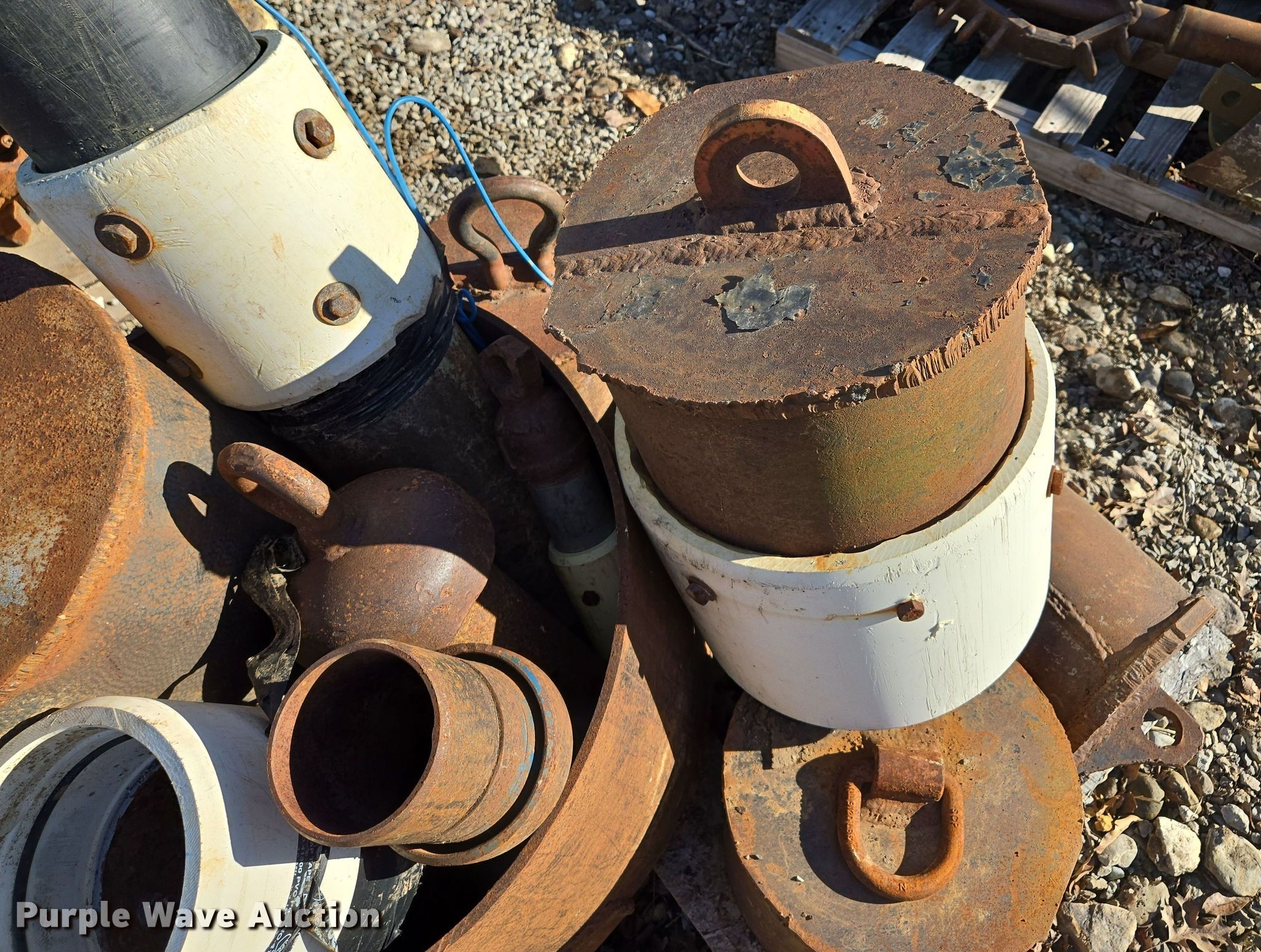 Approximately 10 pull heads in Blue Springs, MO | Item EQ6668 sold ...