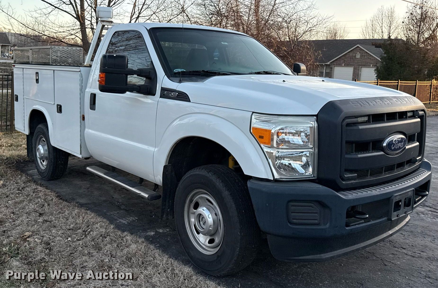 2015 Ford F350 utility bed pickup truck in Basehor, KS | Item ED3980 ...