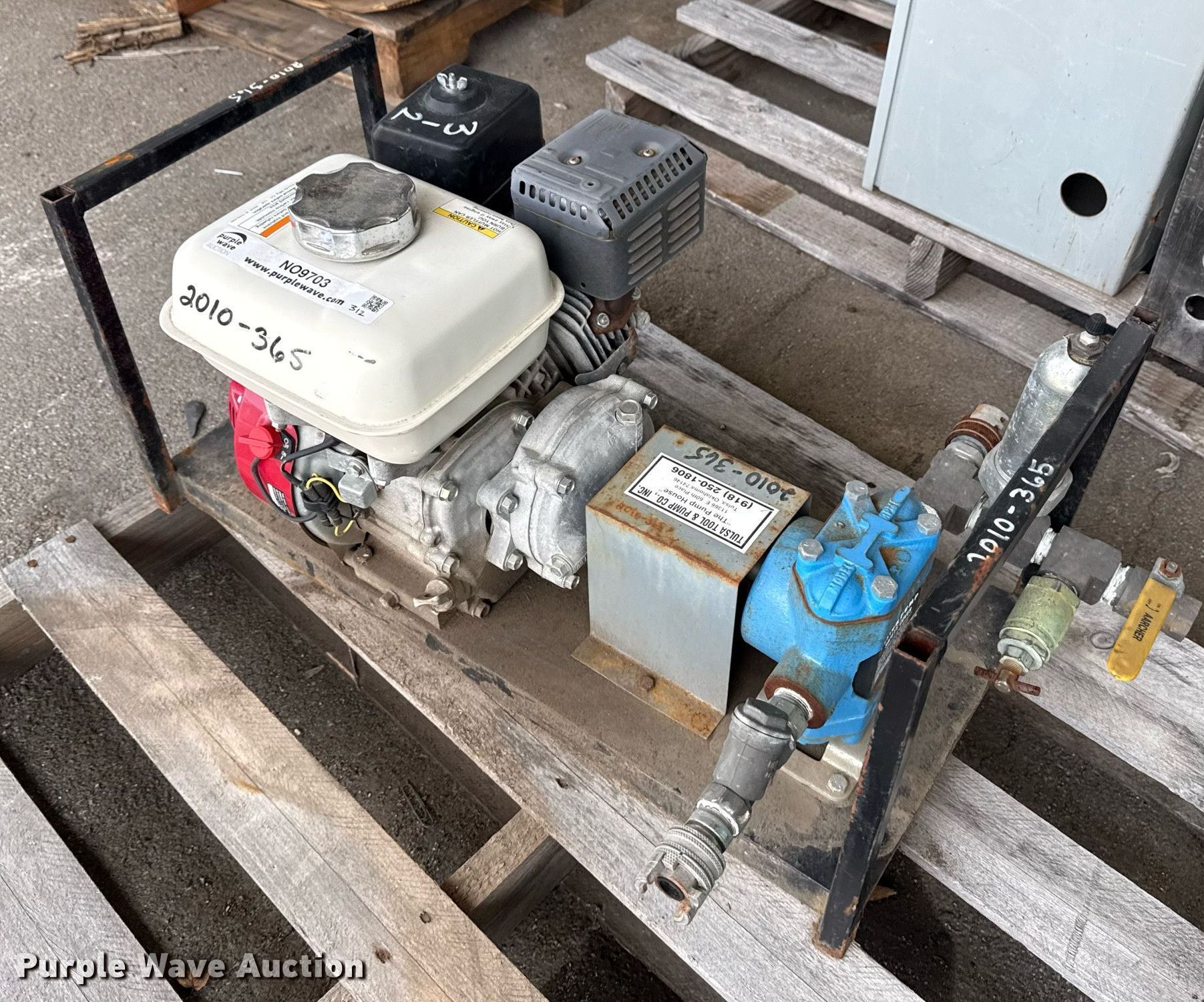 Pump in Tulsa, OK | Item NO9703 sold | Purple Wave