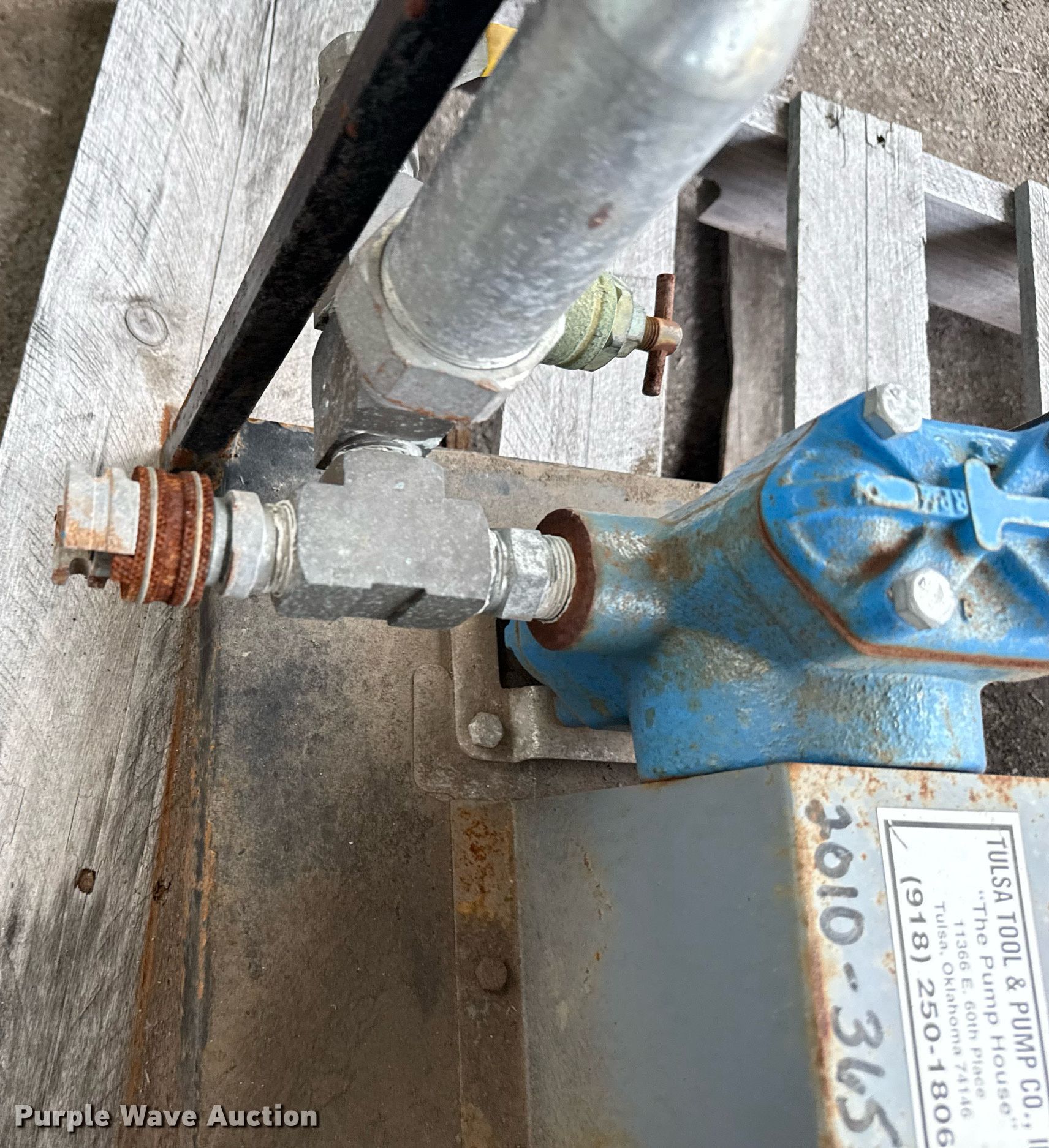 Pump in Tulsa, OK | Item NO9703 sold | Purple Wave