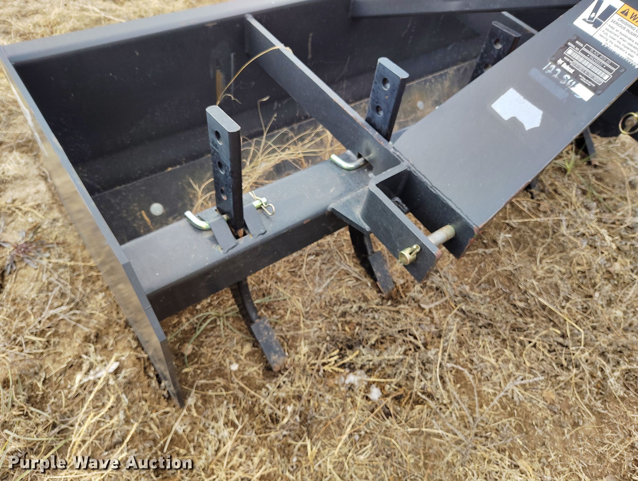 Bobcat 60 box blade in Calhan, CO | Item EH0182 for sale | Purple Wave