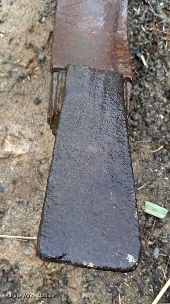 5' L excavator ripper tooth in Letts, IA | Item DT0667 for sale ...