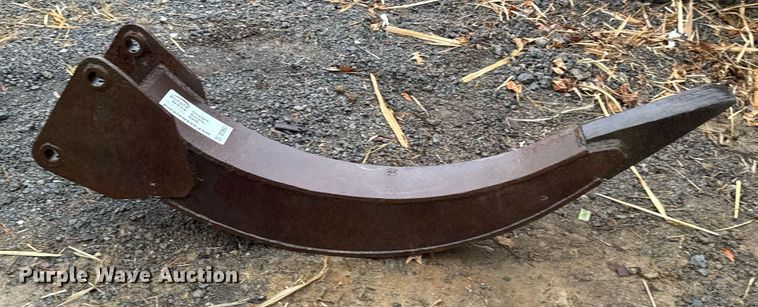 5' L excavator ripper tooth in Letts, IA | Item DT0667 for sale ...