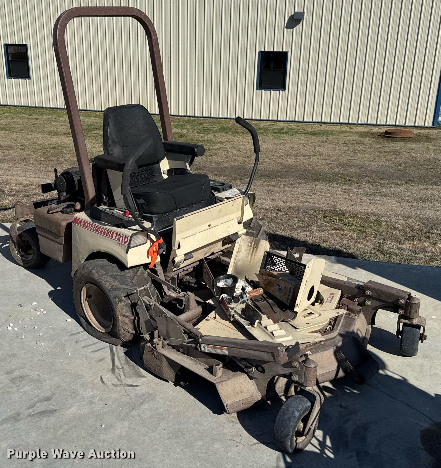 Grasshopper 721D ZTR lawn mower in Ketchum, OK | Item DO0435 sold | Purple Wave