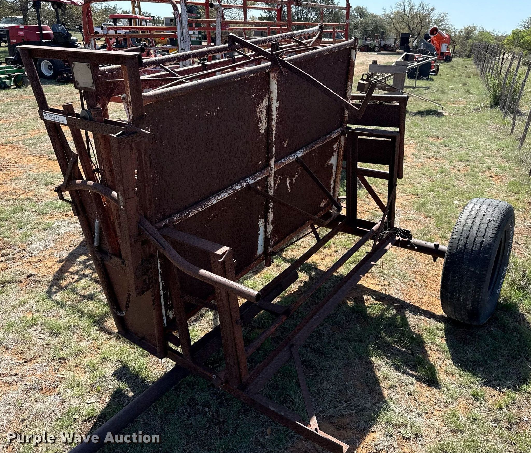 Livestock equipment in Lampasas, TX | Item EJ3530 for sale | Purple Wave