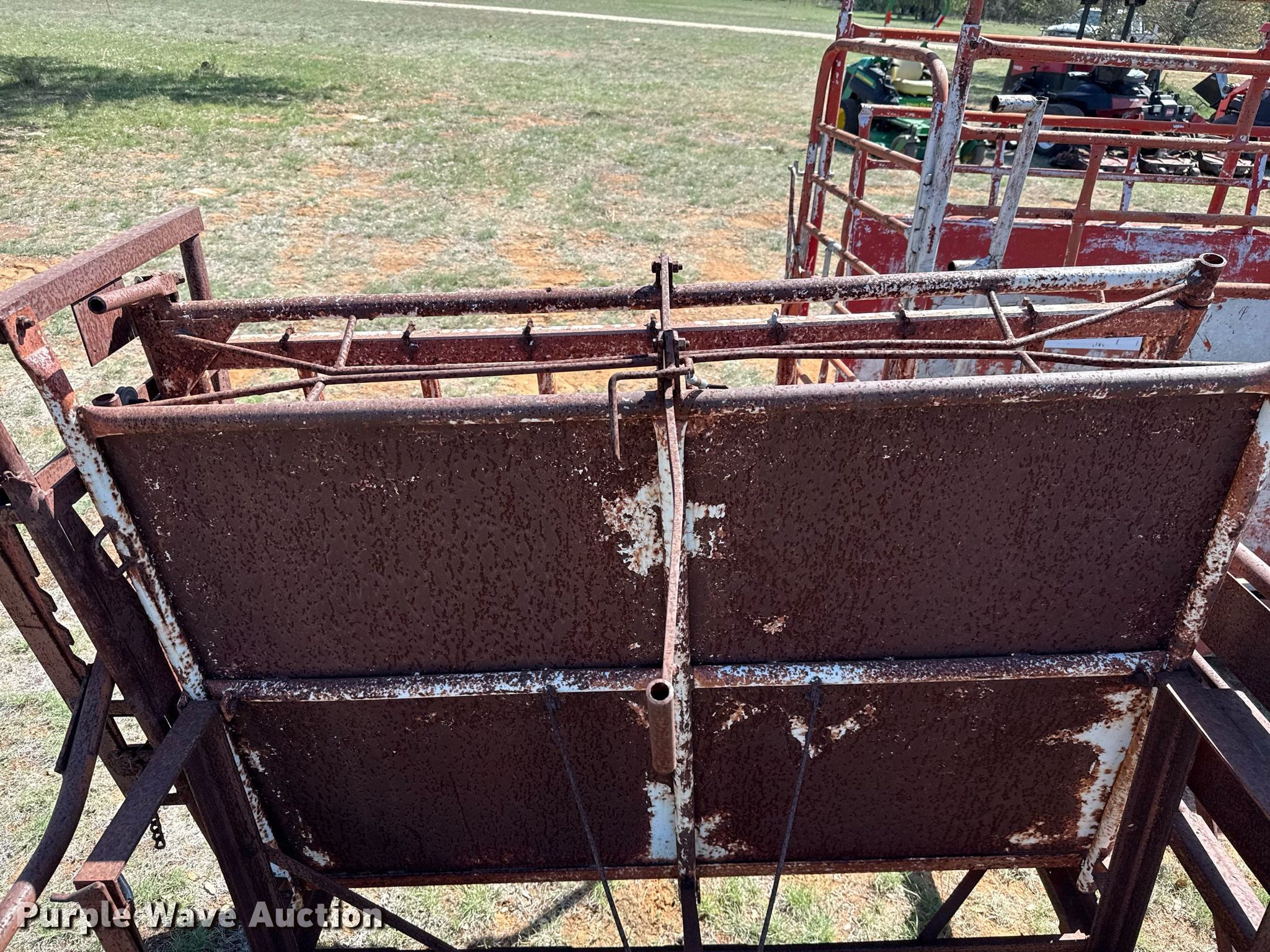 Livestock equipment in Lampasas, TX | Item EJ3530 for sale | Purple Wave