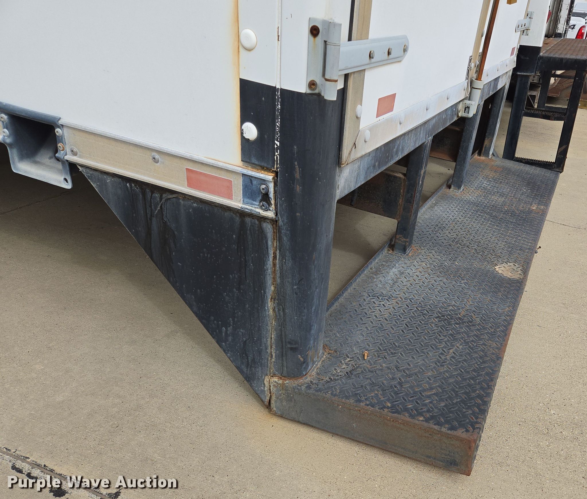 Supreme Corp box bed in Grand Prairie, TX | Item EL5590 for sale ...