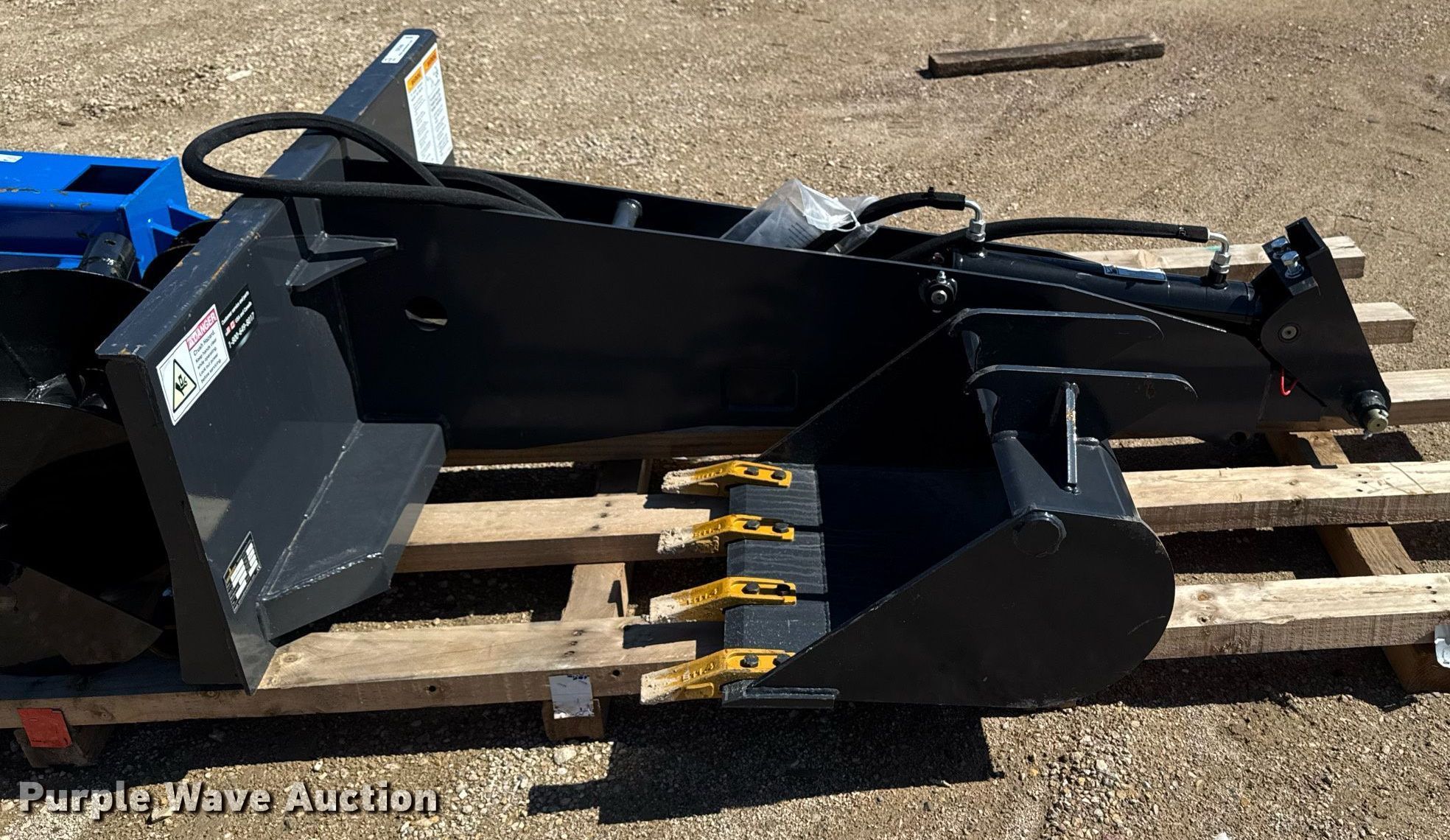 2024 Landhonor DGB-14-84D skid steer backhoe in Dubuque, IA | Item EM3666 sold | Purple Wave