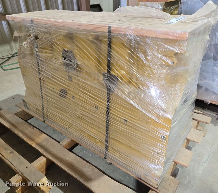 Caterpillar 3306 engine block in Wichita, KS | Item EN8793 sold ...