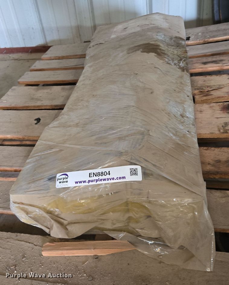 Caterpillar D3306 cylinder head in Wichita, KS | Item EN8804 for sale ...