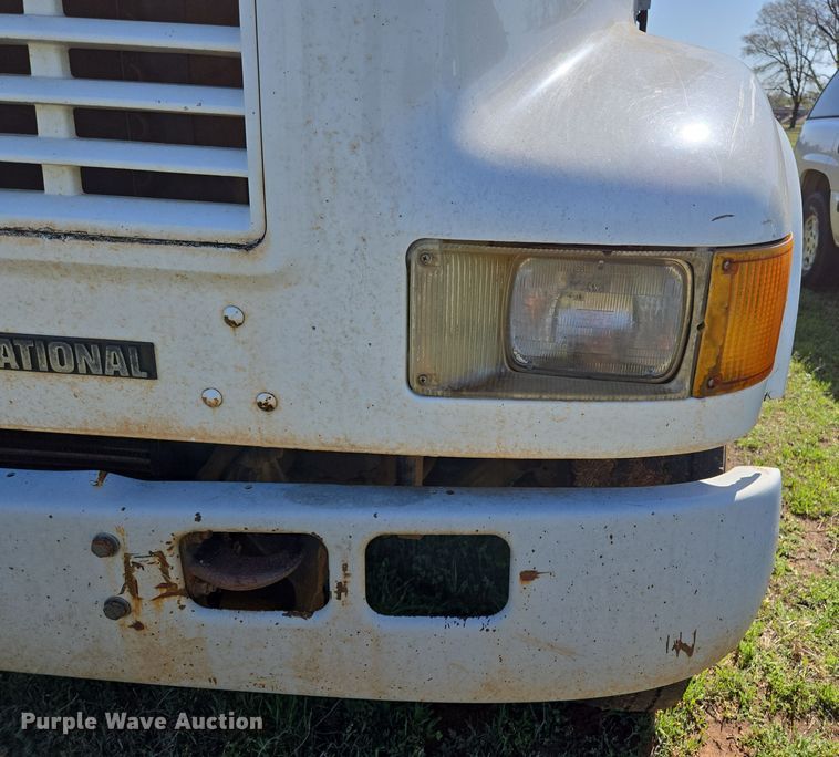 1997 International 4900 dump truck in Purcell, OK | Item EL5551 for sale | Purple Wave