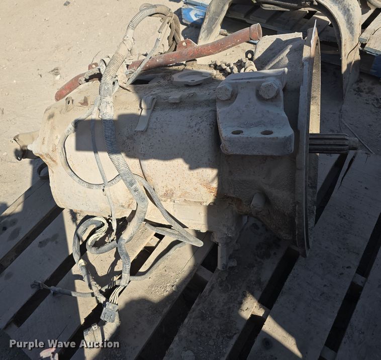 Eaton Fuller FRC-15210C transmission in Omaha, NE | Item EH8822 for sale | Purple Wave