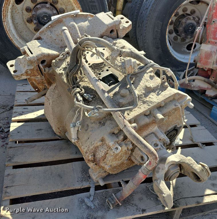 Eaton Fuller FRC-15210C transmission in Omaha, NE | Item EH8822 for sale | Purple Wave