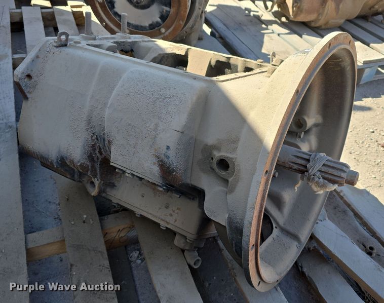 Eaton Fuller Roadranger transmission in Omaha, NE | Item EH8826 for sale | Purple Wave