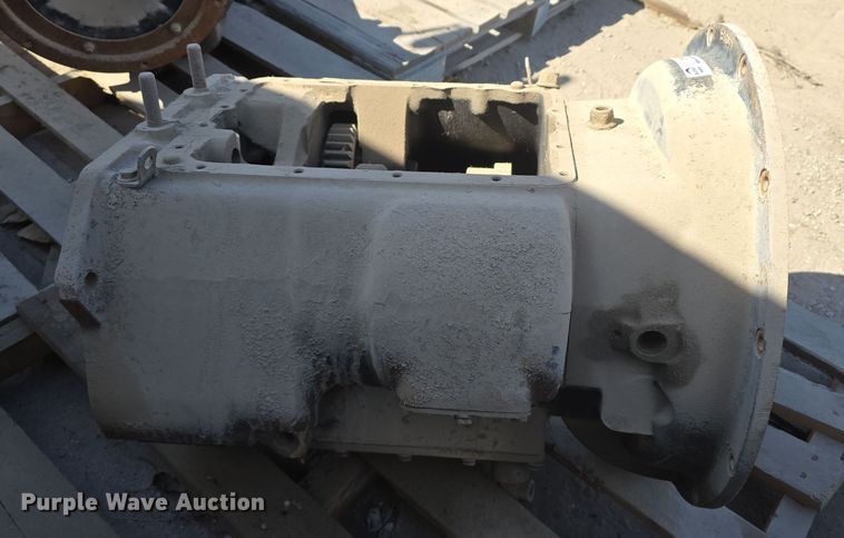 Eaton Fuller Roadranger transmission in Omaha, NE | Item EH8826 for sale | Purple Wave