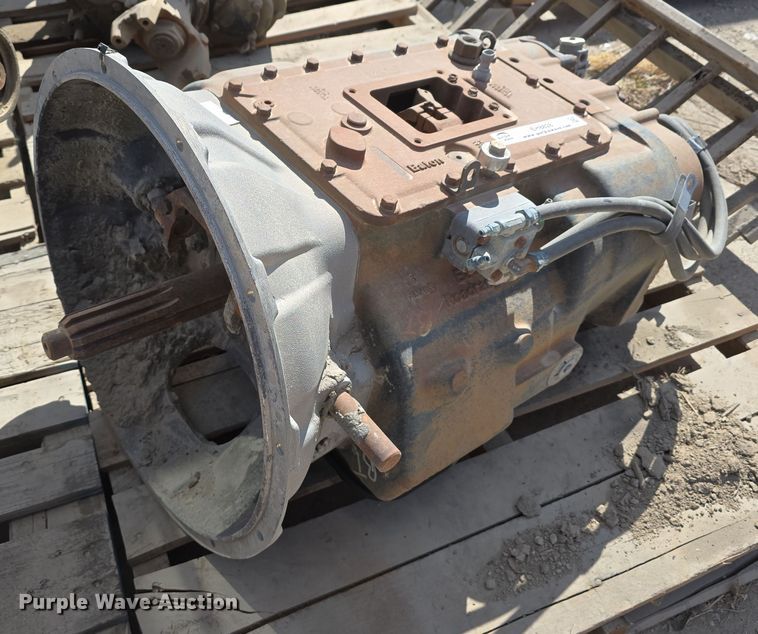 Eaton Fuller Roadranger transmission in Omaha, NE | Item EH8828 for sale | Purple Wave