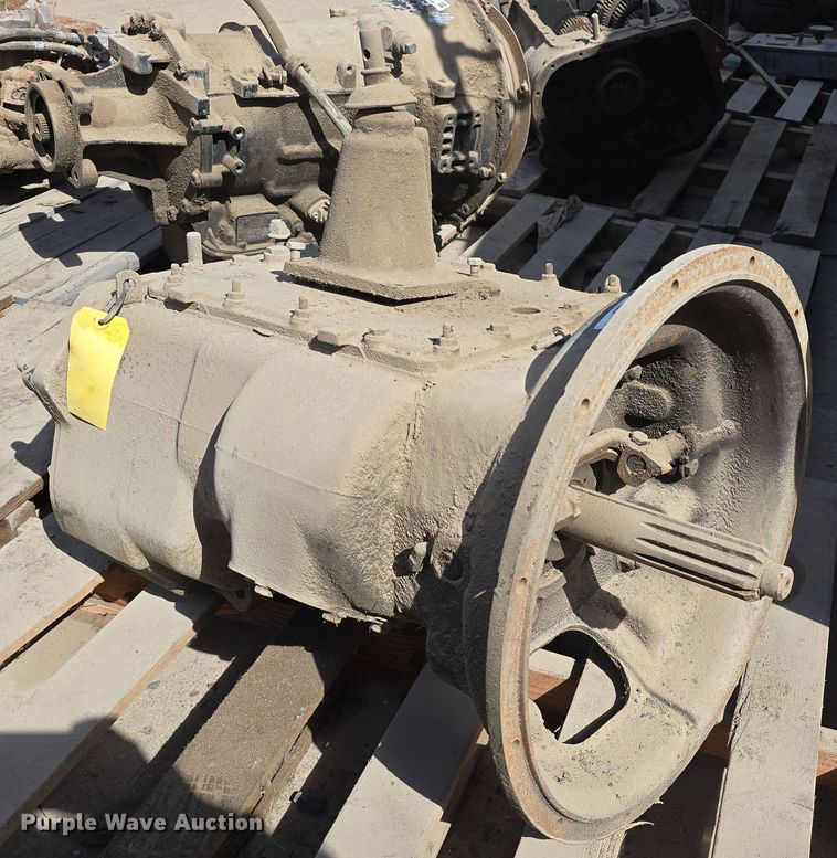Eaton Fuller Roadranger transmission in Omaha, NE | Item EH8829 for sale | Purple Wave